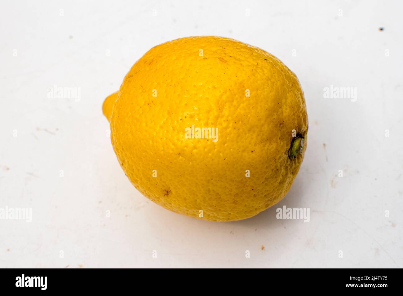 Lemmon slice hi-res stock photography and images - Alamy