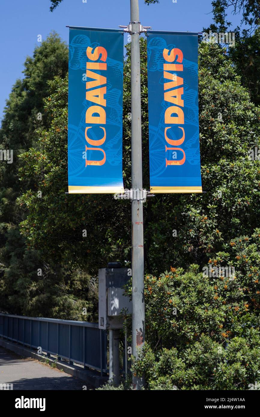 University california davis campus hi-res stock photography and images ...