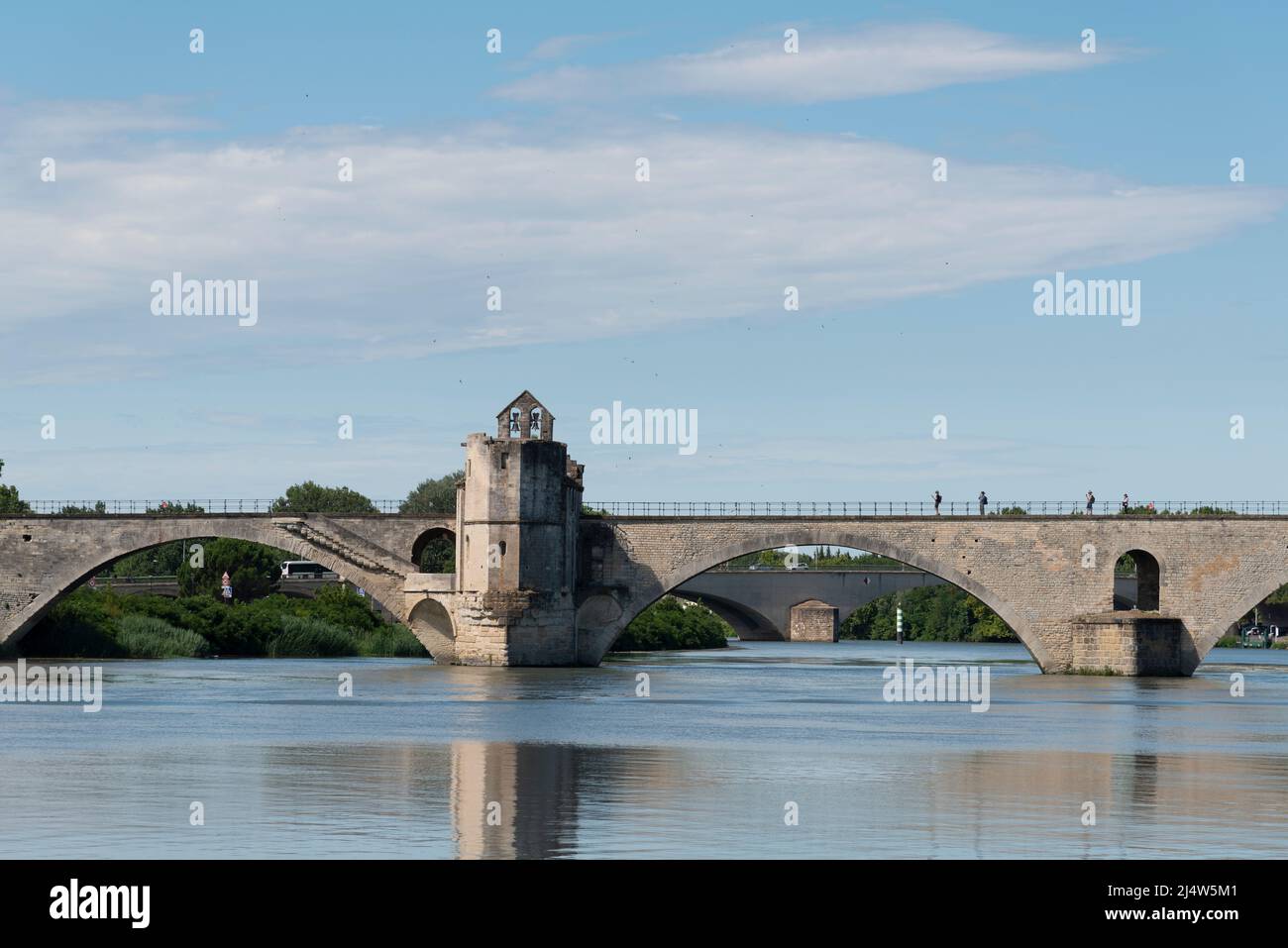 Le Pont Saint Benezet aka "Pont d'Avignon" and Saint Nicholas Chapel ...