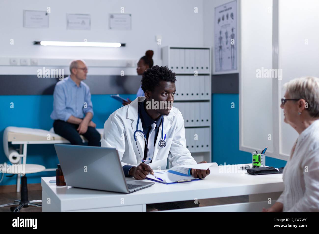 Noninvasive examination hi-res stock photography and images - Alamy