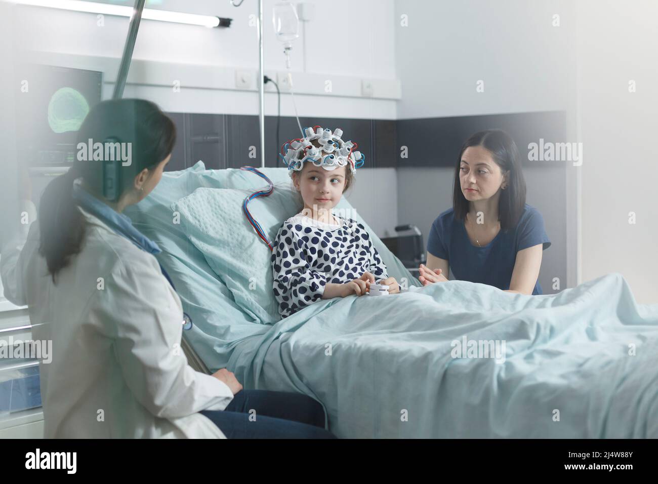 Electroencephalogram hi-res stock photography and images - Alamy