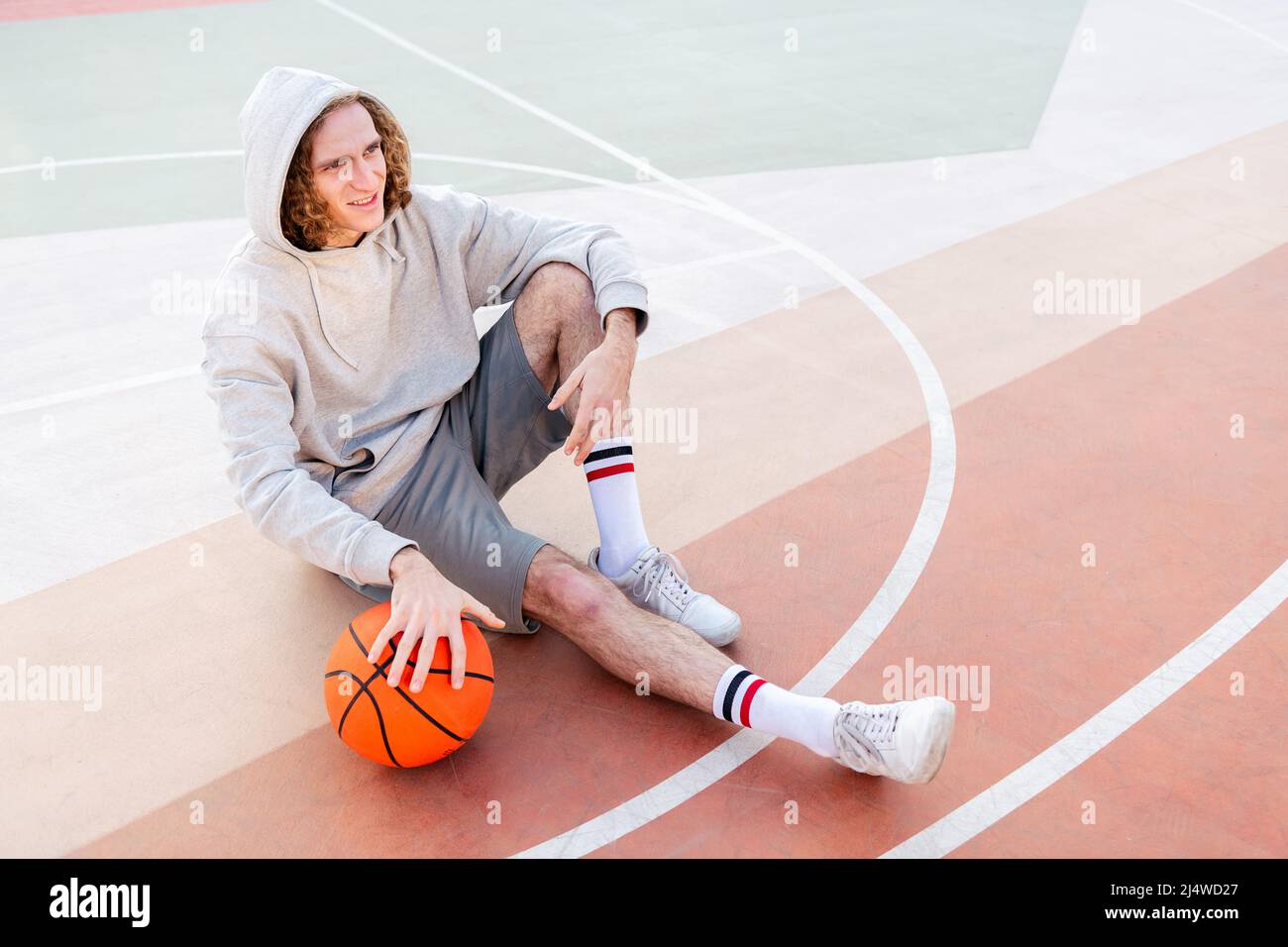 Basketball practice hi-res stock photography and images - Alamy