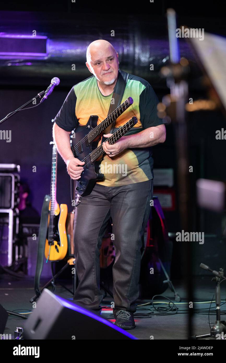 Frank gambale hi-res stock photography and images - Alamy