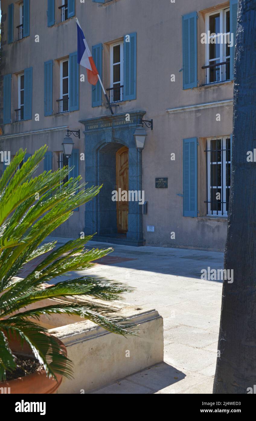 The town hall of Grimaud with its serpentine stone door Stock Photo - Alamy