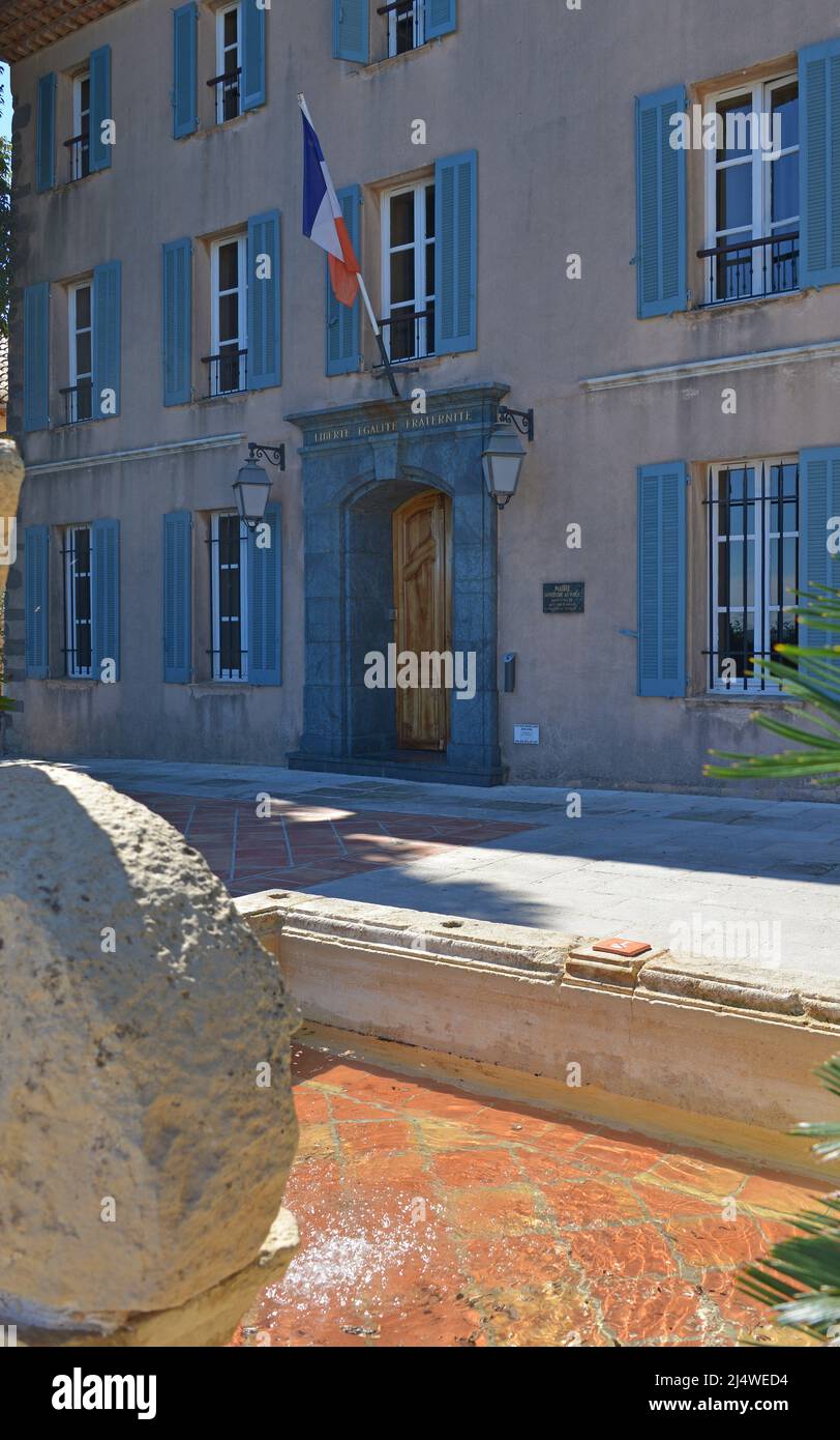 The town hall of Grimaud with its serpentine stone door Stock Photo - Alamy
