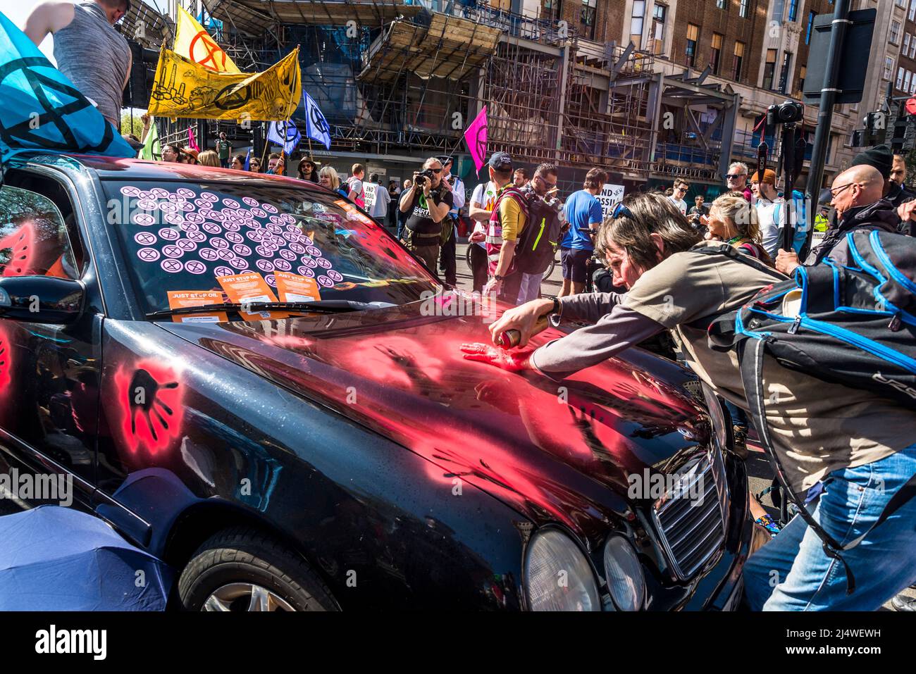 Spraying arch hi-res stock photography and images - Alamy