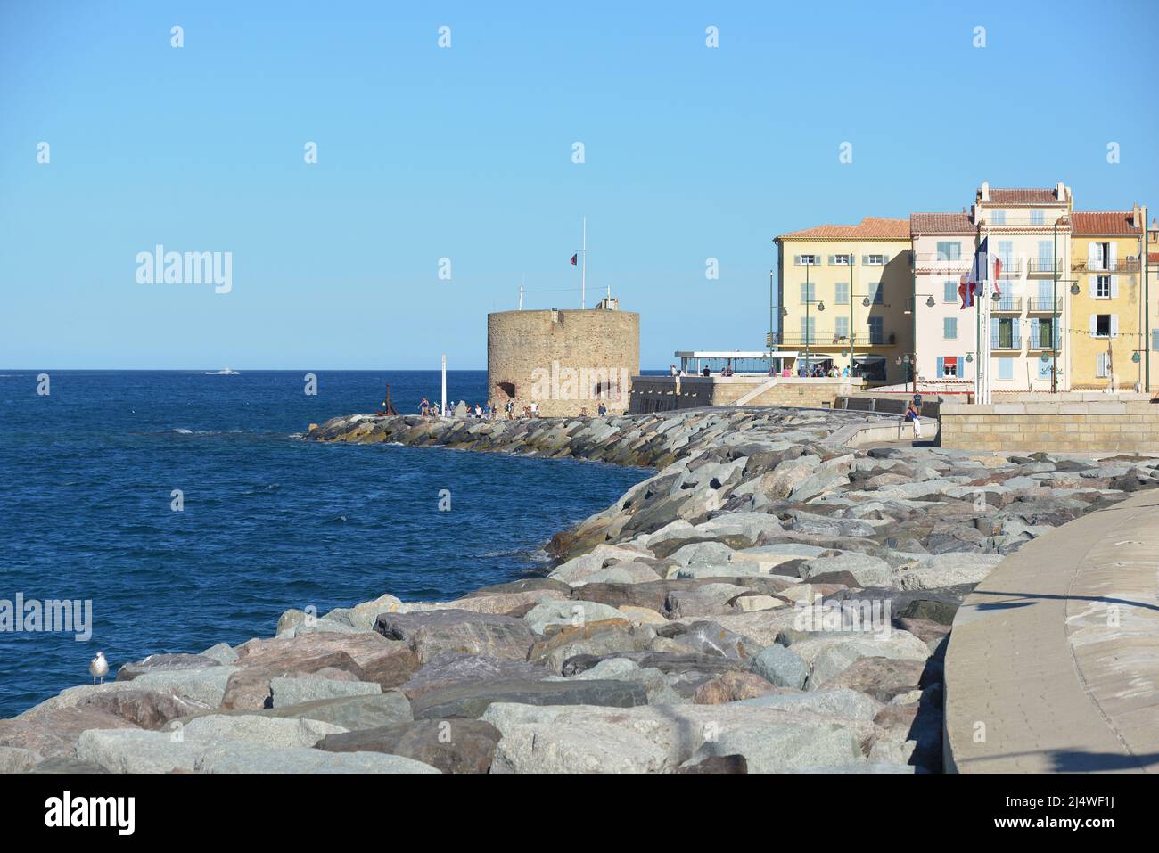 Tour du Portalet on the jetty of the port of St Tropez Stock Photo - Alamy