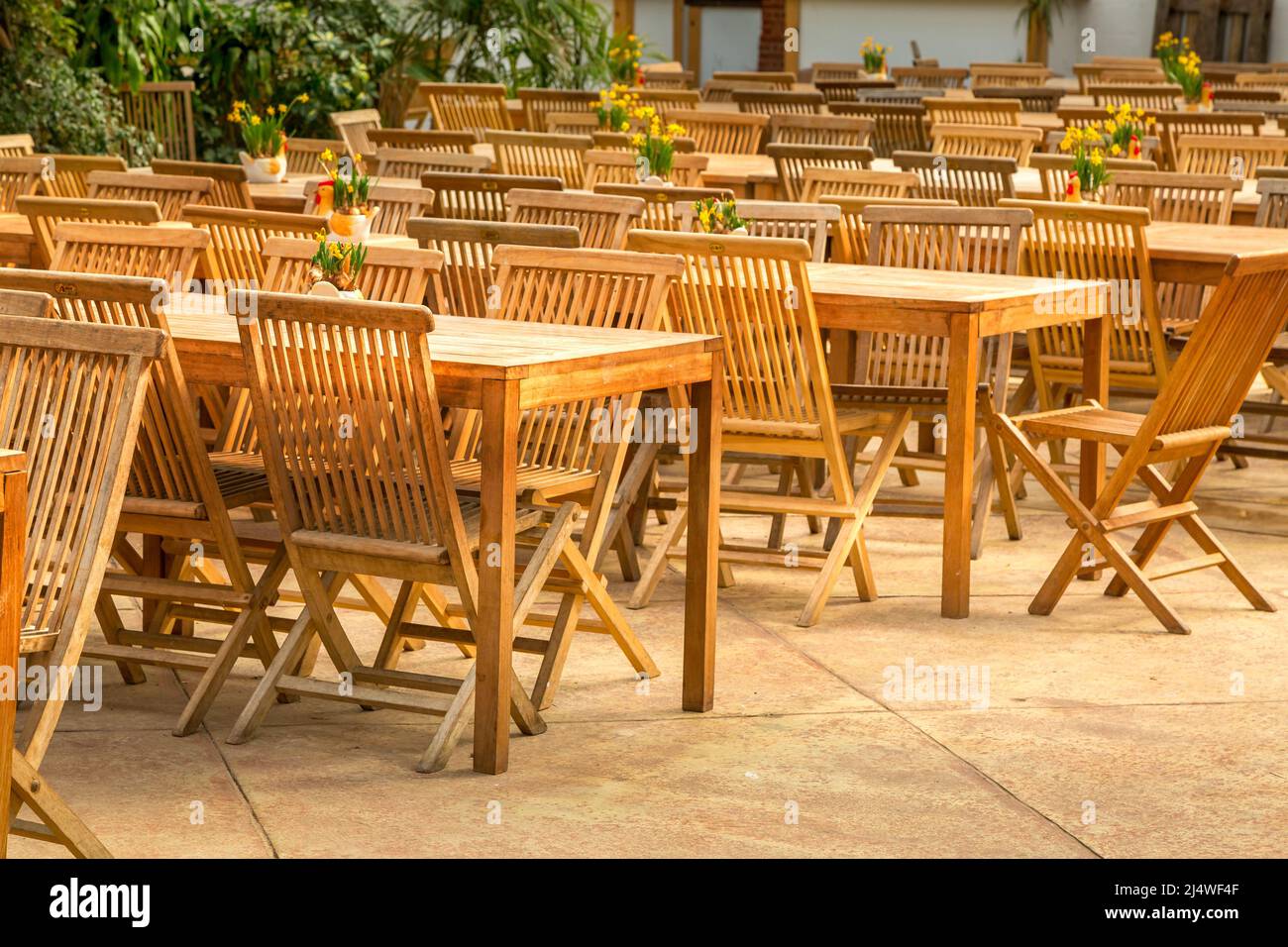 Outdoor patio chair and table in cafe restaurant in the garden Stock ...
