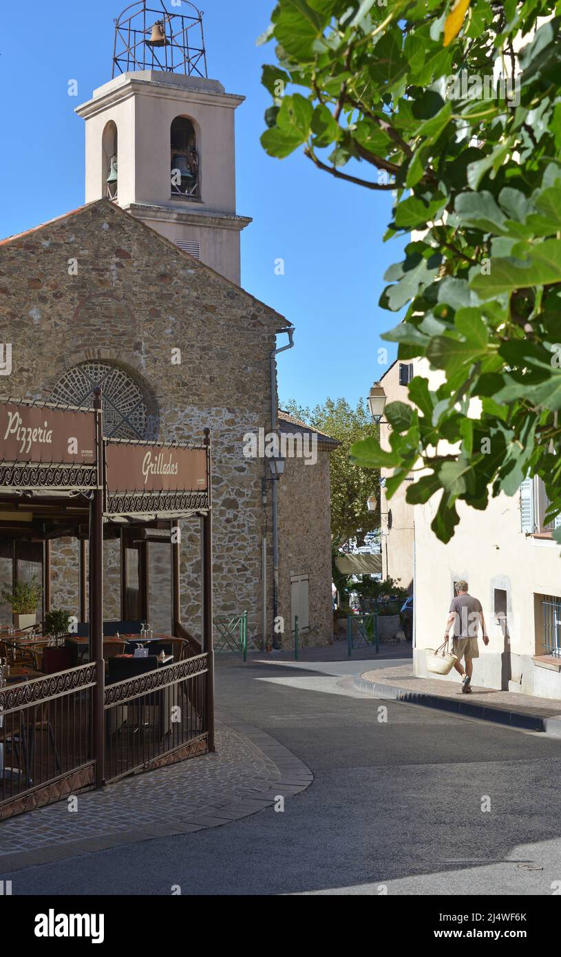 Sainte maxime church hi-res stock photography and images - Alamy