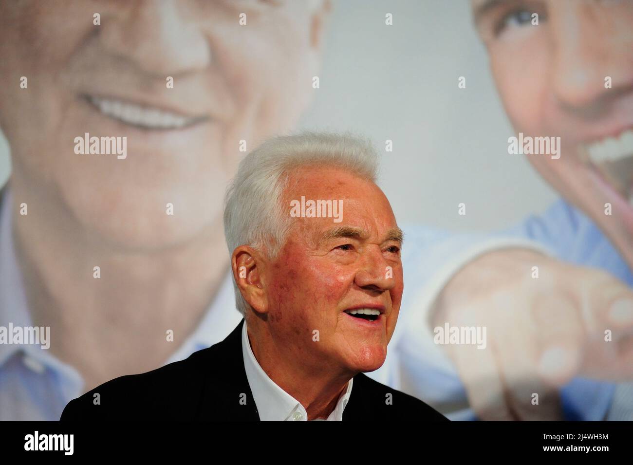 21 teams hi-res stock photography and images - Alamy