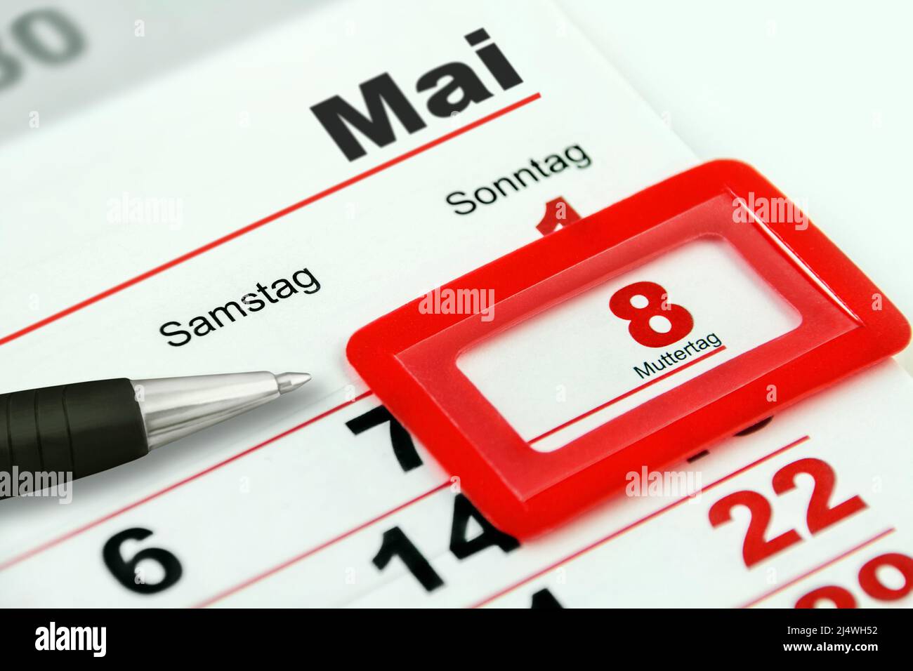 German calendar 2022 May 8 Sunday Mother's Day and Saturday Stock Photo ...