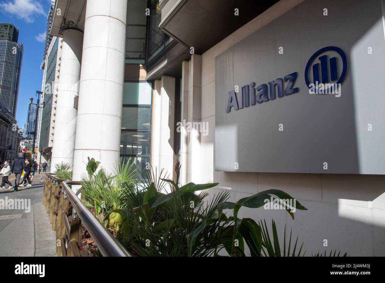 Allianz Insurance London office exterior showing signage, Gracechurch ...