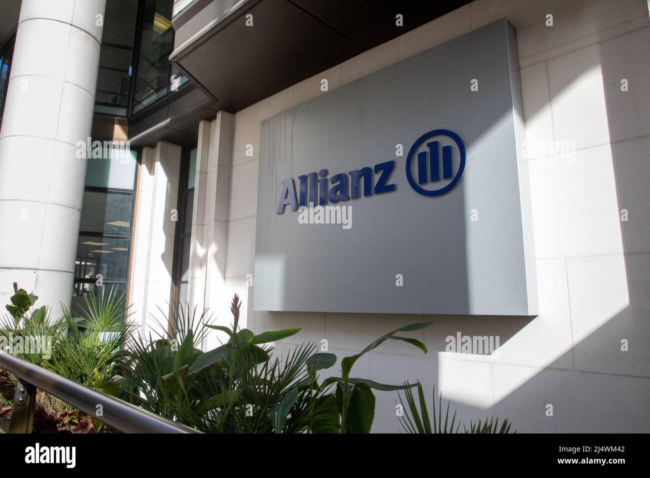 Allianz Insurance London office exterior showing signage, Gracechurch ...