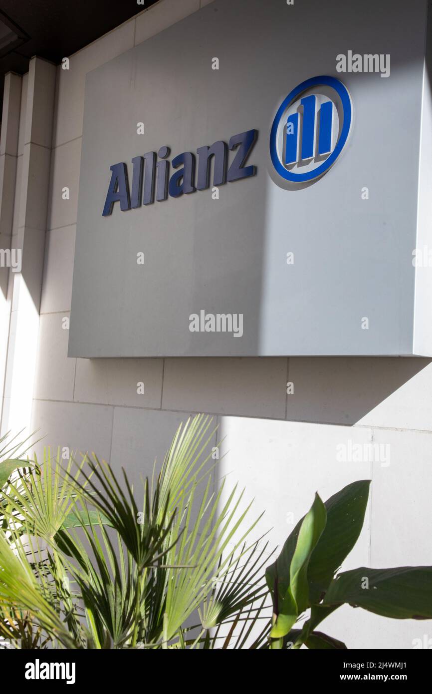 Allianz Insurance London office exterior showing signage, Gracechurch ...