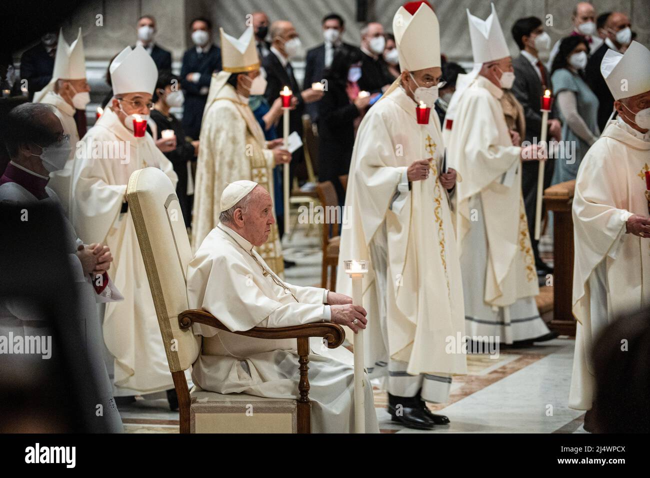 Pope Francis attends the candle ceremony as part as the solemn Easter ...