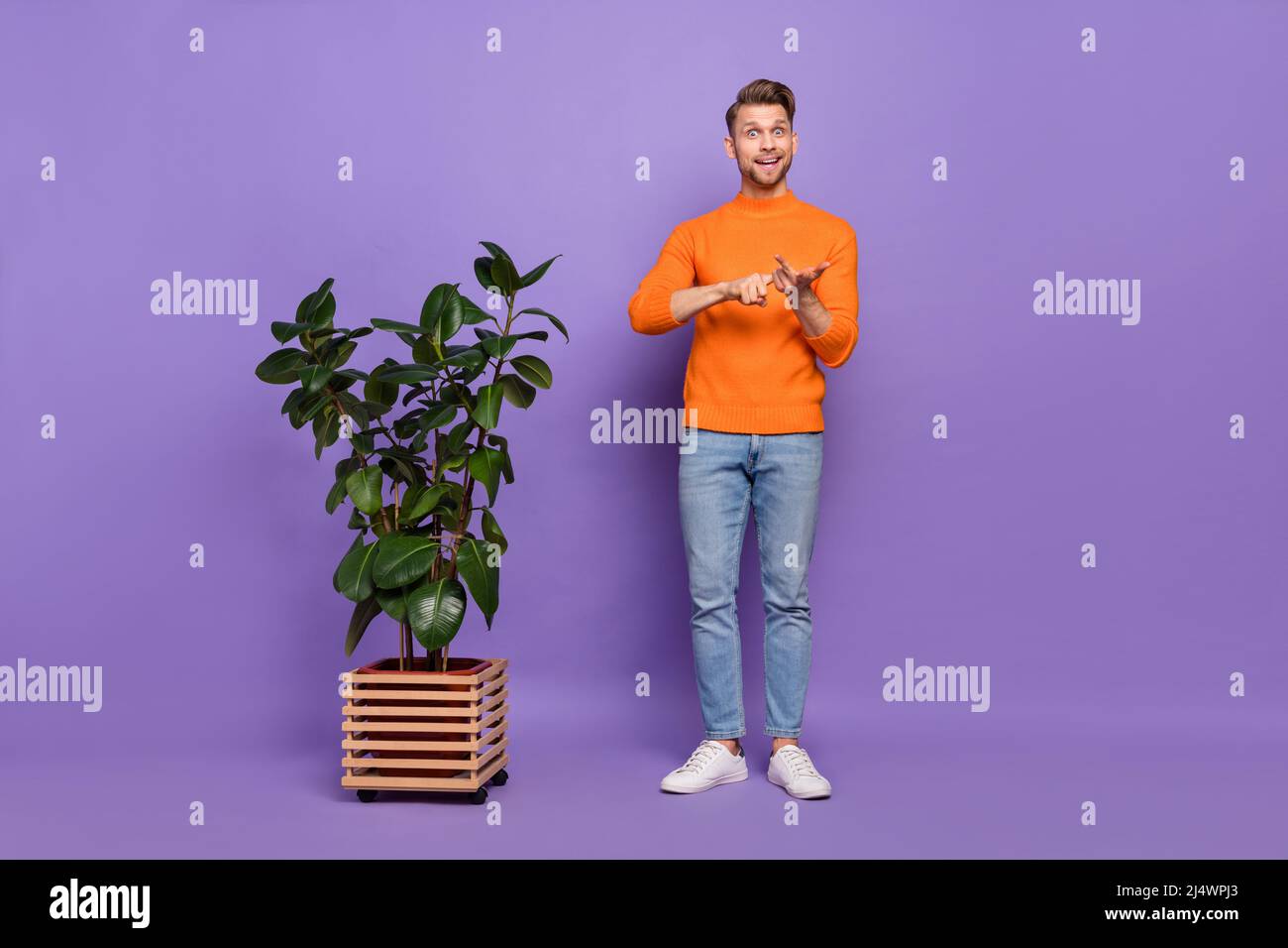 Full length photo of funky crazy businessman tell colleagues about ...