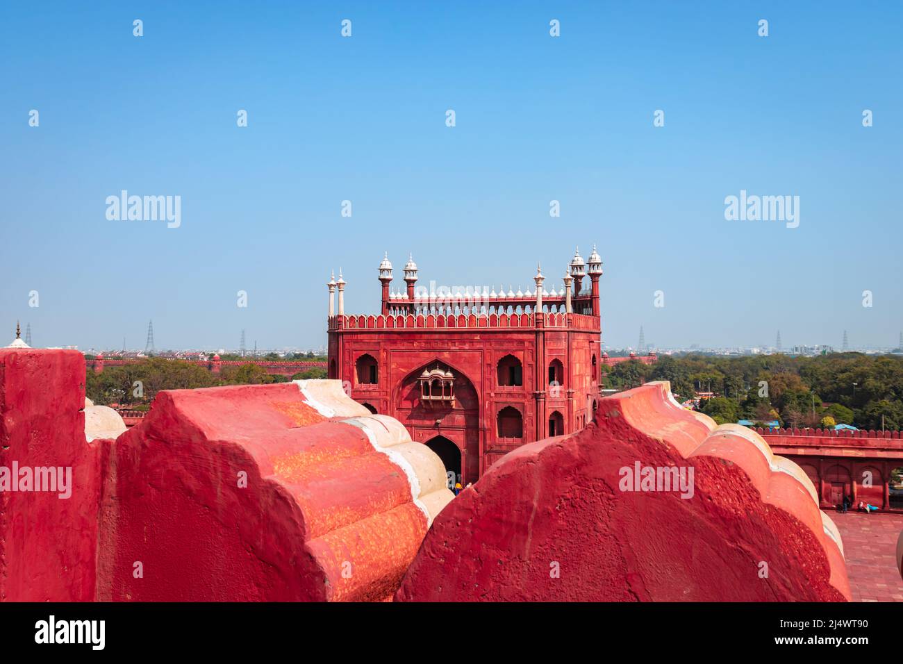 Jama masjid mosque entrance gate hi-res stock photography and images ...