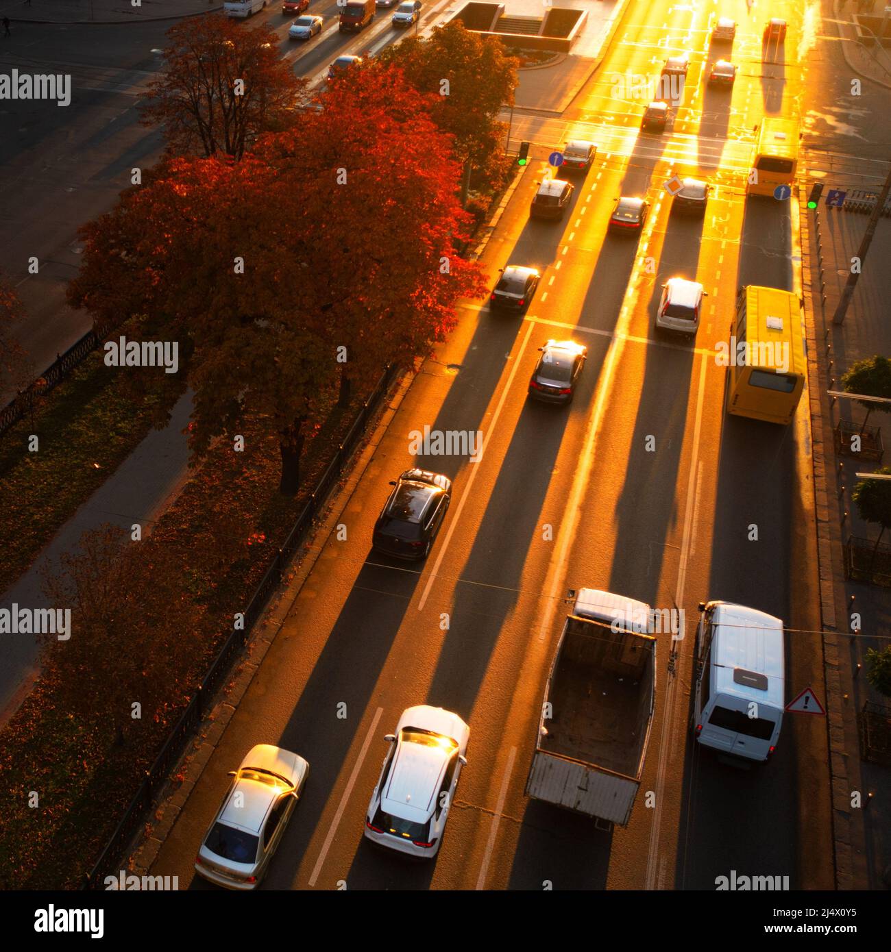 Cityscape motion streets above hi-res stock photography and images - Alamy