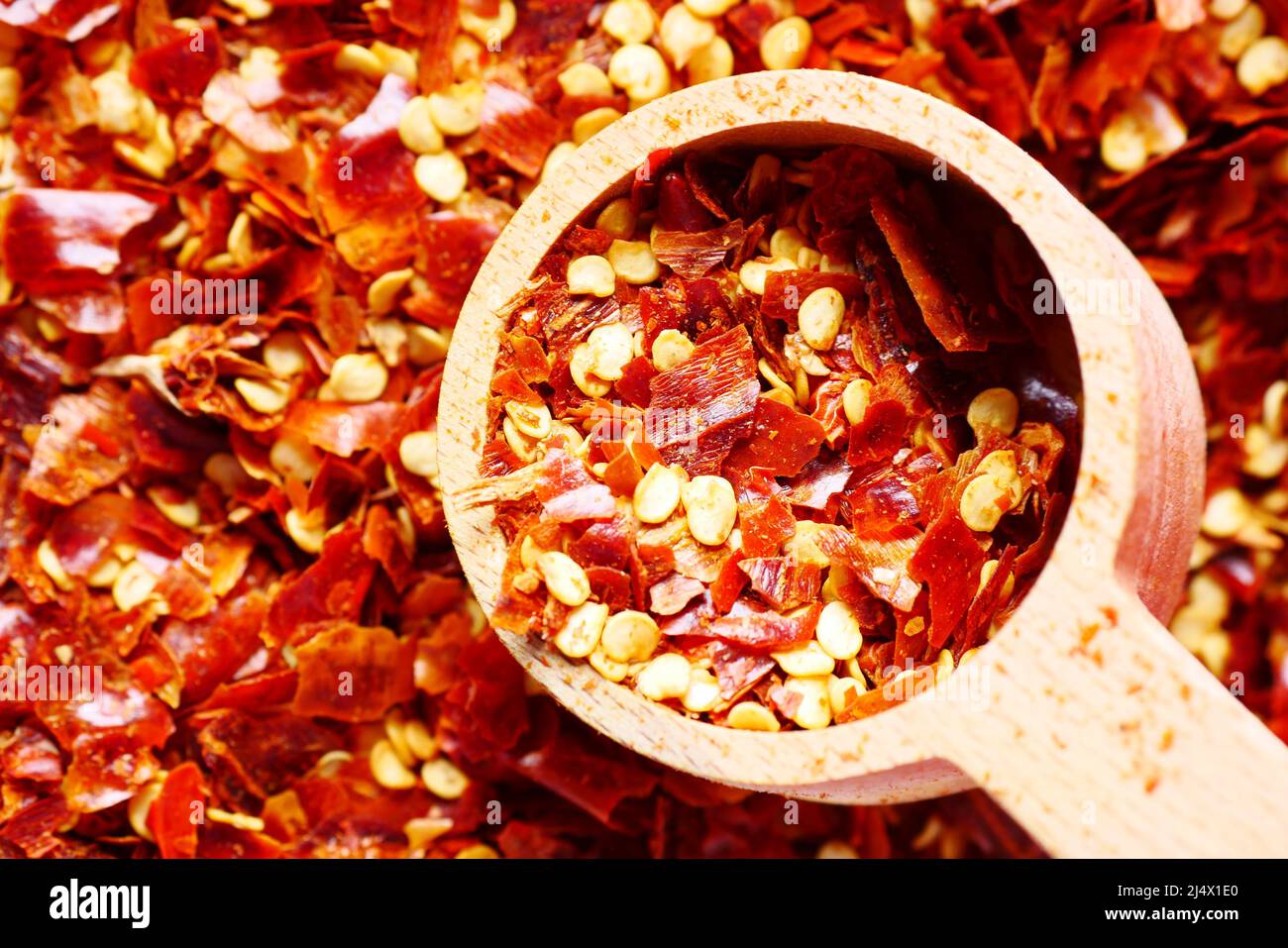 Red chili pepper flakes hi-res stock photography and images - Alamy