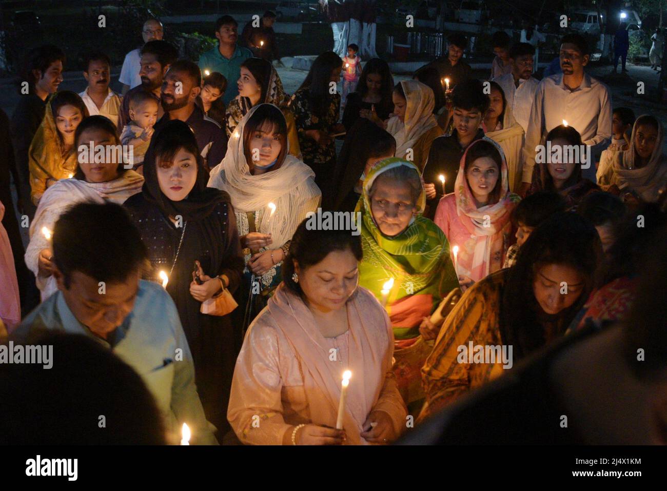 Lahore, Pakistan. 16th Apr, 2022. (4/16/2022) Pakistani large number of ...