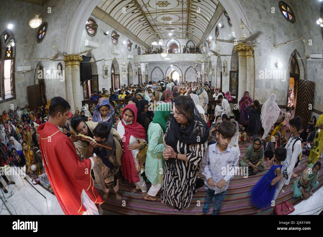 (4/15/2022) Pakistani Christian devotees take part in a prayer mass at ...