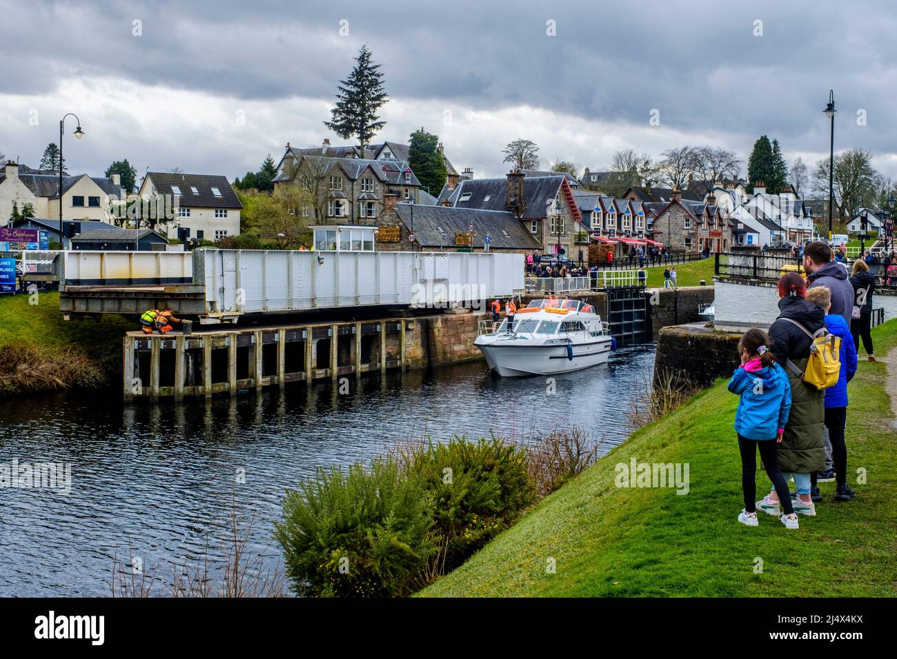 Cabin cruiser scotland hi-res stock photography and images - Alamy