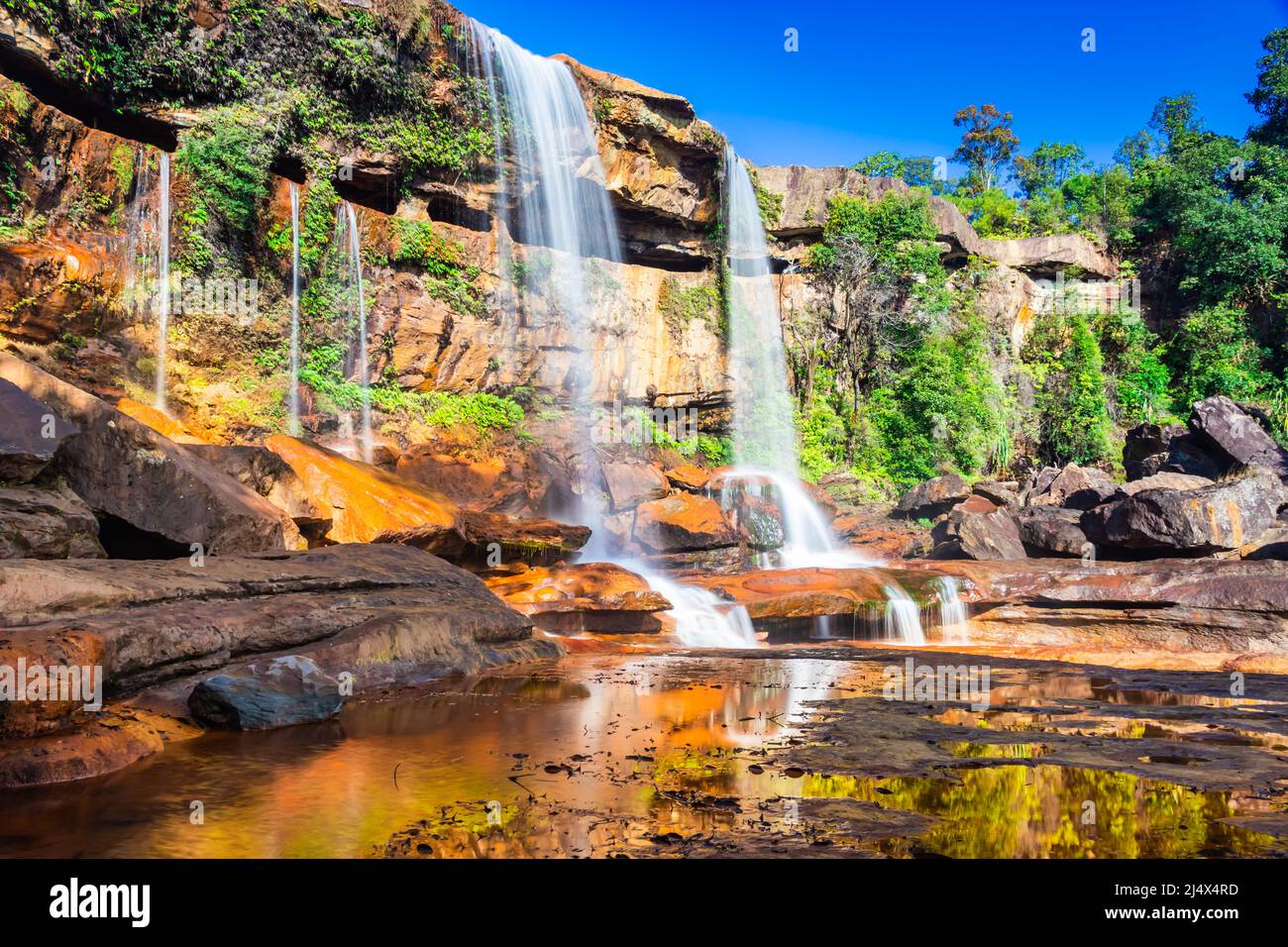 Phe phe falls hi-res stock photography and images - Alamy