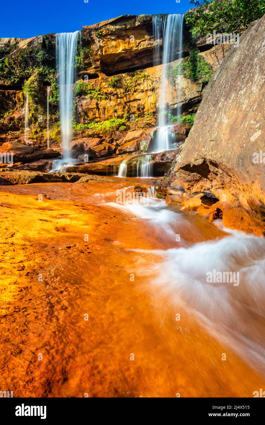 Phe phe waterfall hi-res stock photography and images - Alamy