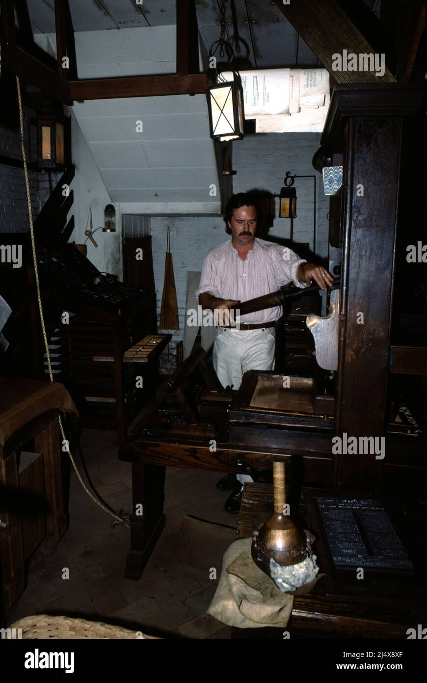 Colonial print shop hi-res stock photography and images - Alamy