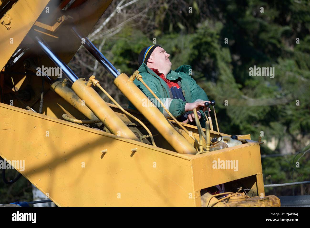 Lift operator hi-res stock photography and images - Alamy