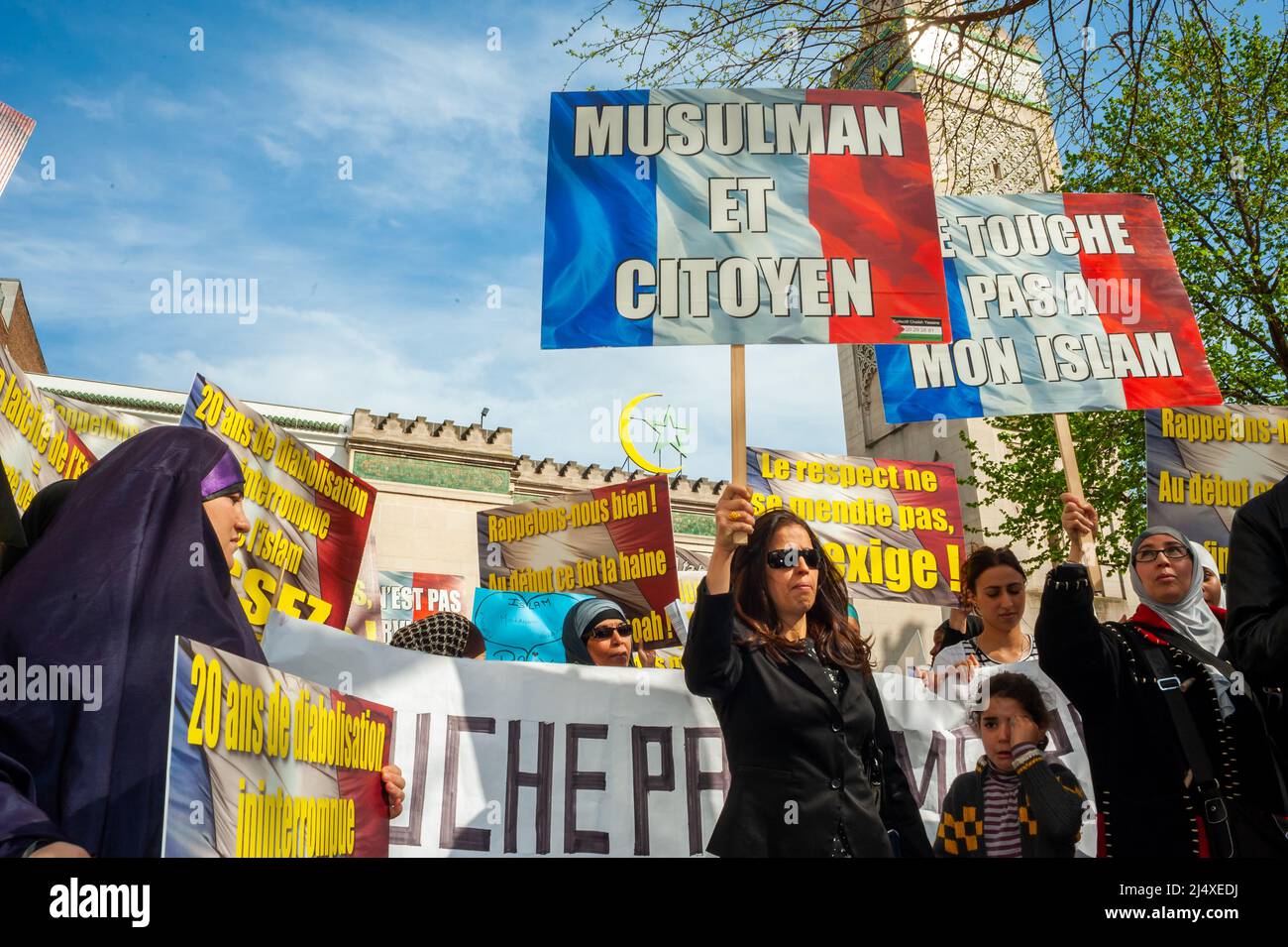 Paris, France, Muslim Crowd People, Woman Marching with Protest Signs ...