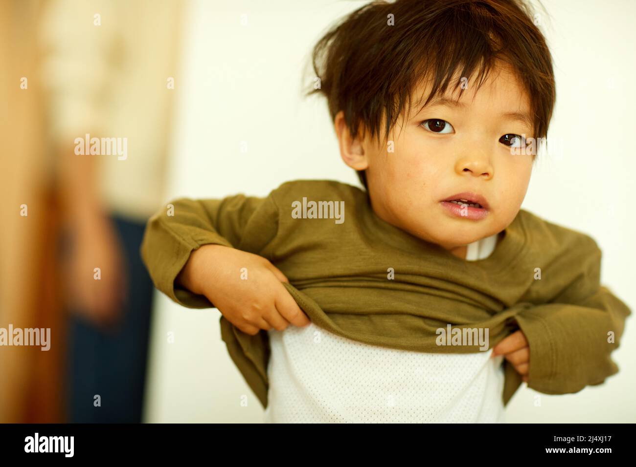 Japanese kid at home Stock Photo - Alamy