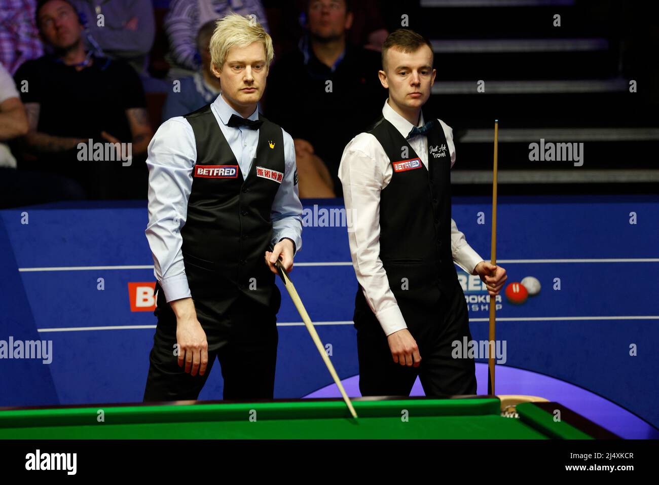 Ashley hugill snooker hi-res stock photography and images - Alamy