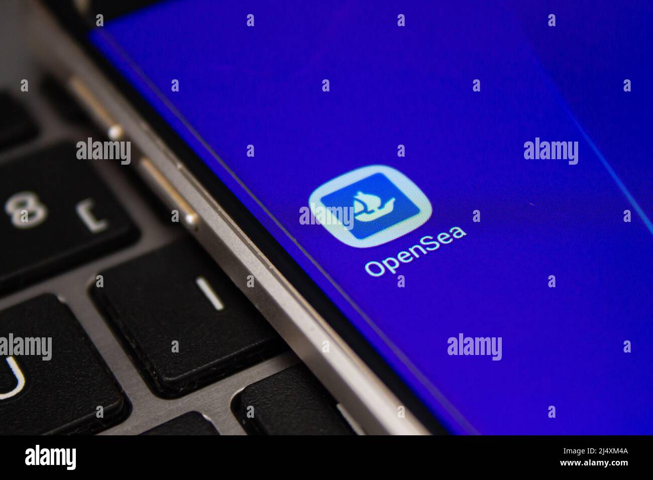 Opensea logo hi-res stock photography and images - Alamy