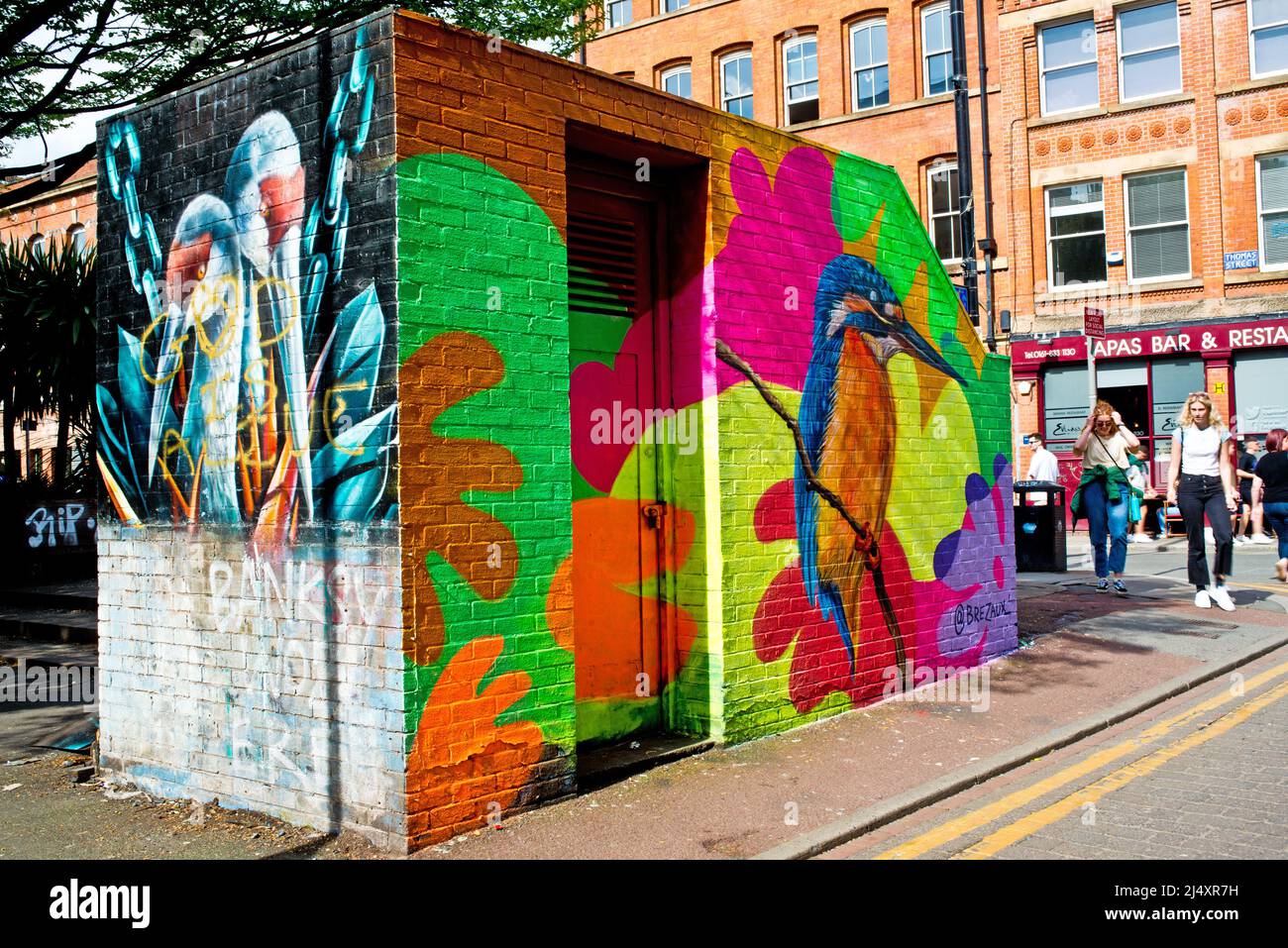 Street art on brick structure, Manchester, England Stock Photo - Alamy