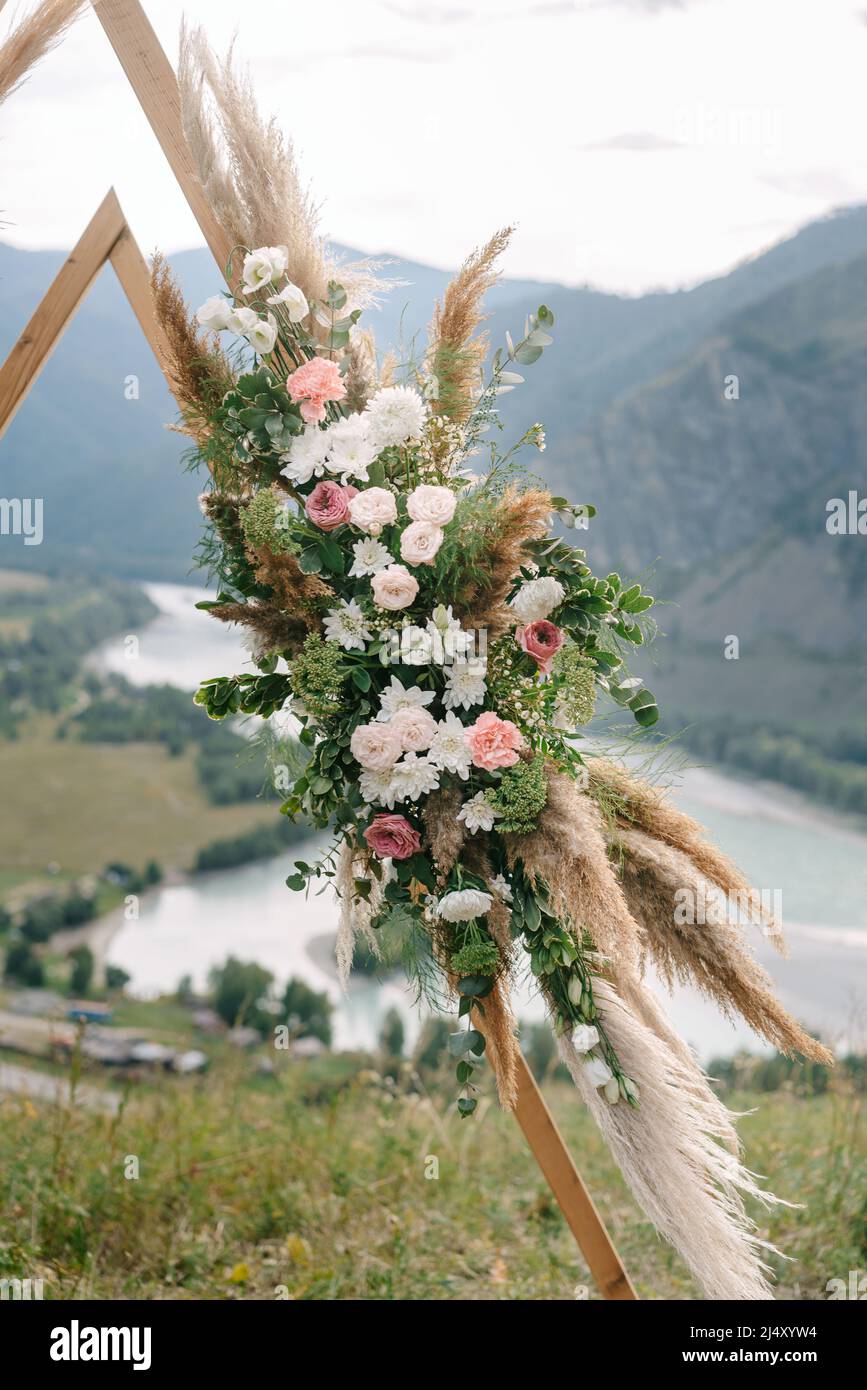 Love triangle wedding hi-res stock photography and images - Alamy