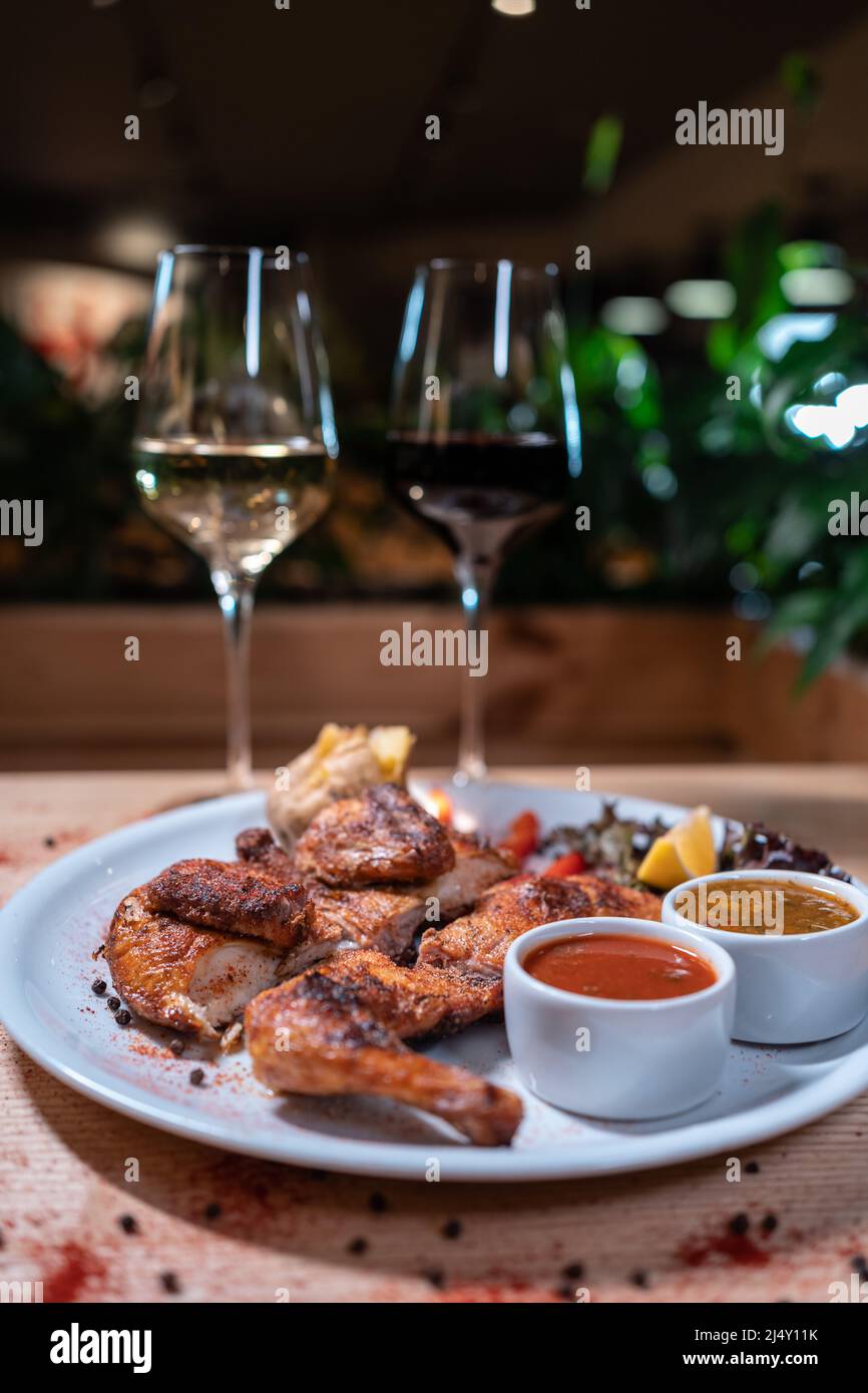 Chicken tapaka hi-res stock photography and images - Alamy