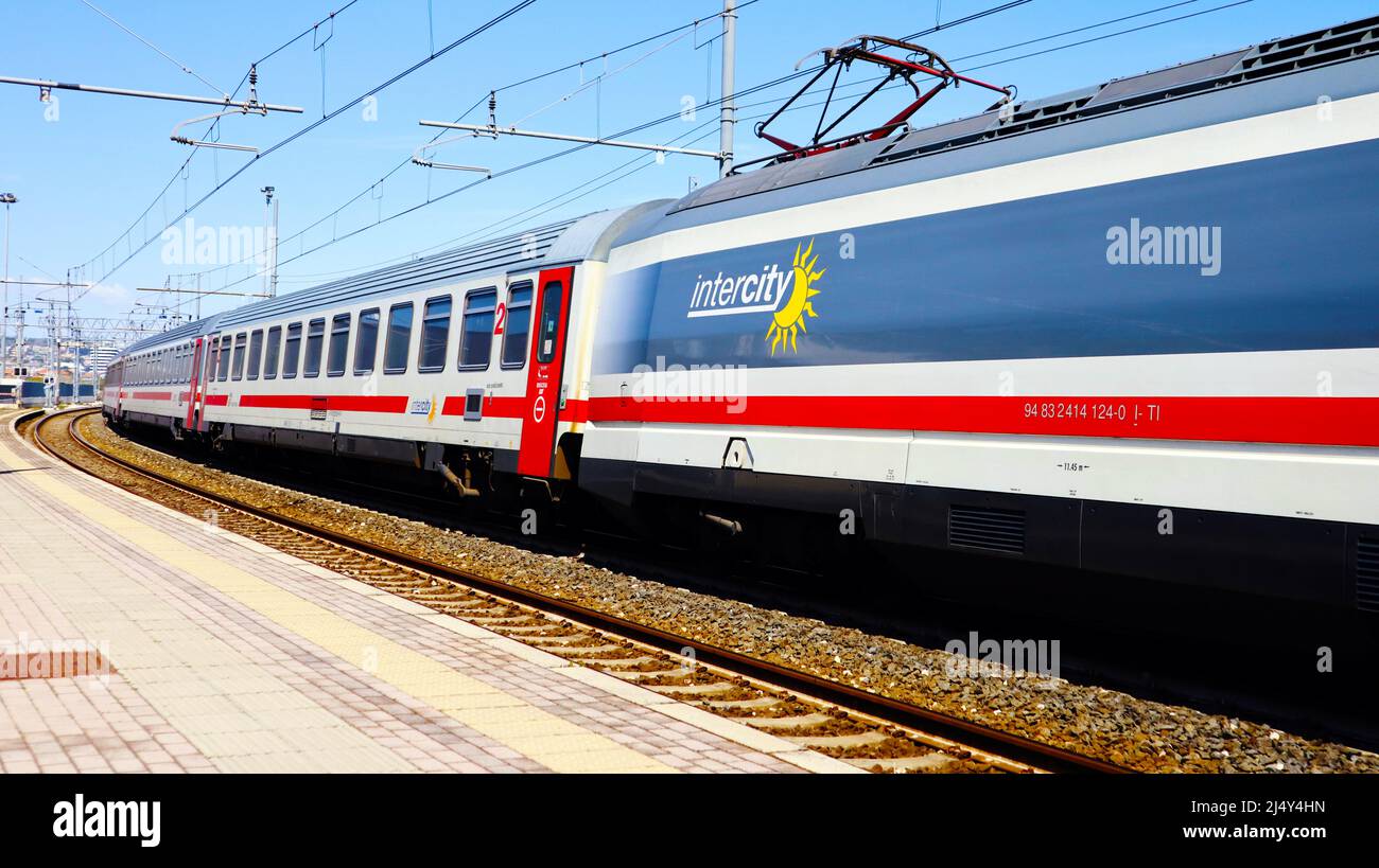 Intercity Italian Train by Trenitalia, Italy Stock Photo - Alamy