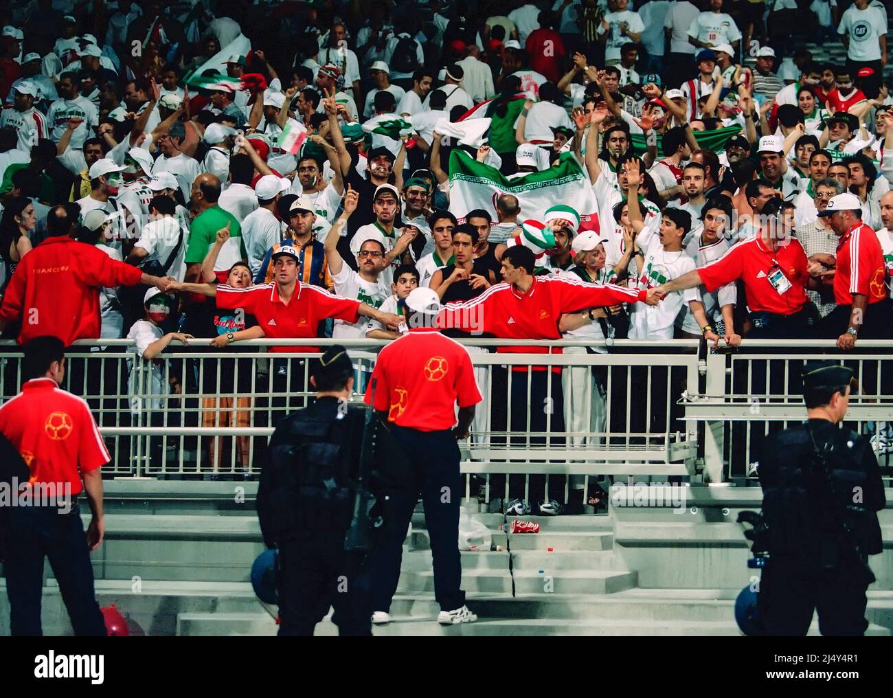 Iran and united states world cup 1998 hi-res stock photography and ...