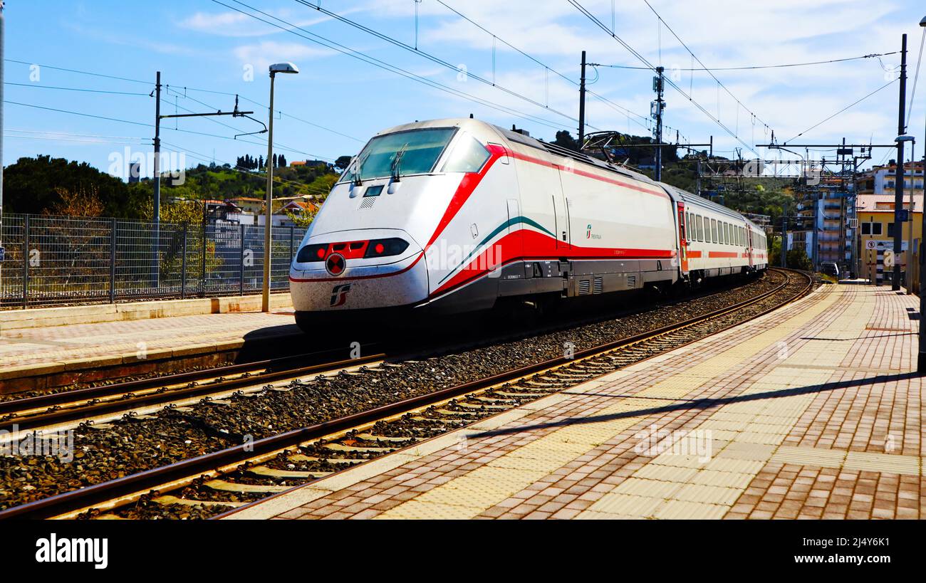 Intercity Italian Train by Trenitalia, Italy Stock Photo - Alamy