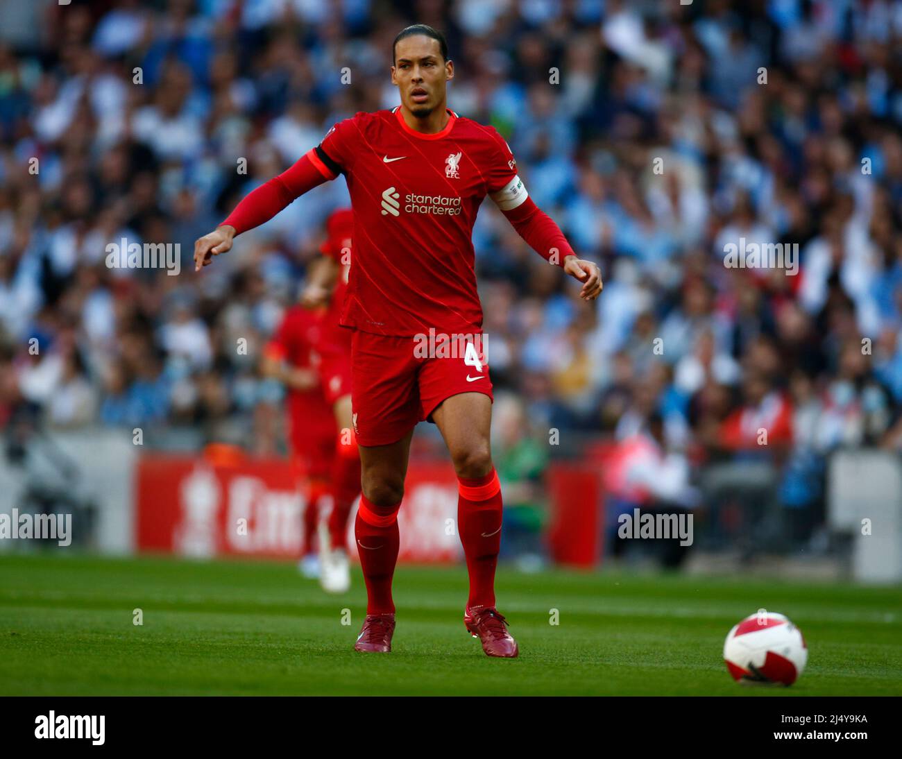 LONDON, ENGLAND - APRIL 16: Liverpool's Virgil van Dijk during FA Cup ...