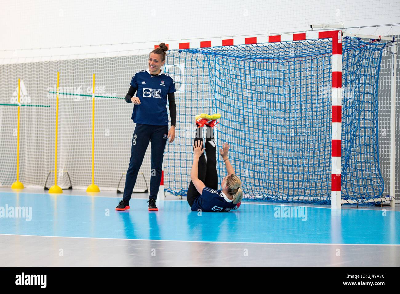 Laura glauser hi-res stock photography and images - Alamy