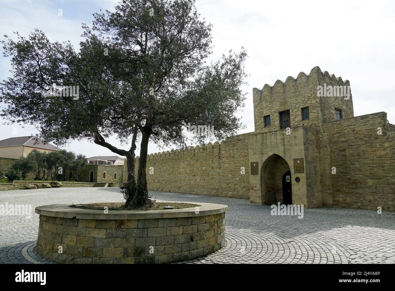Atashgah Zoroastrian Fire Temple, Baku, Bakı, Absheron Peninsula ...