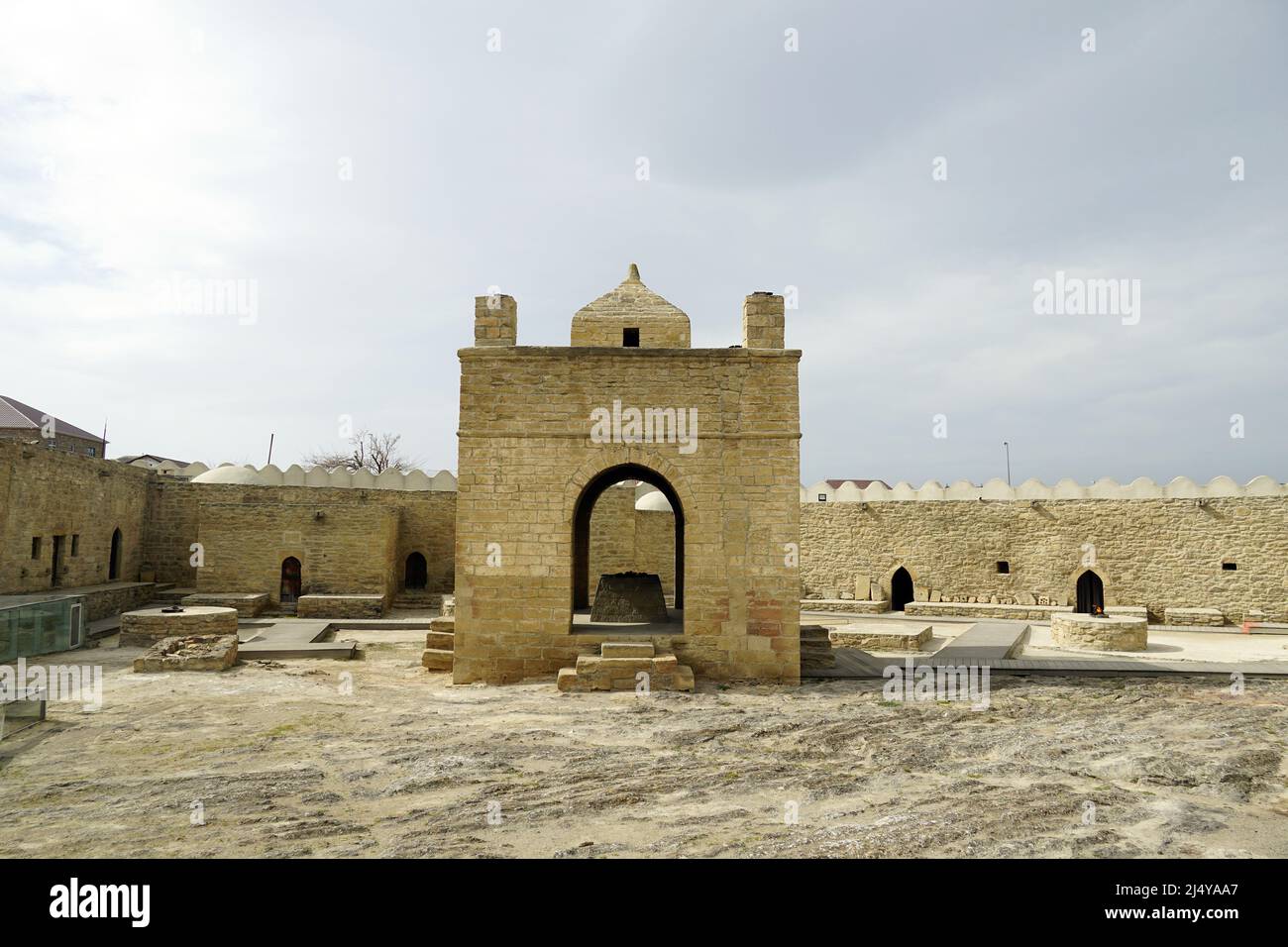 Atashgah Zoroastrian Fire Temple, Baku, Bakı, Absheron Peninsula ...
