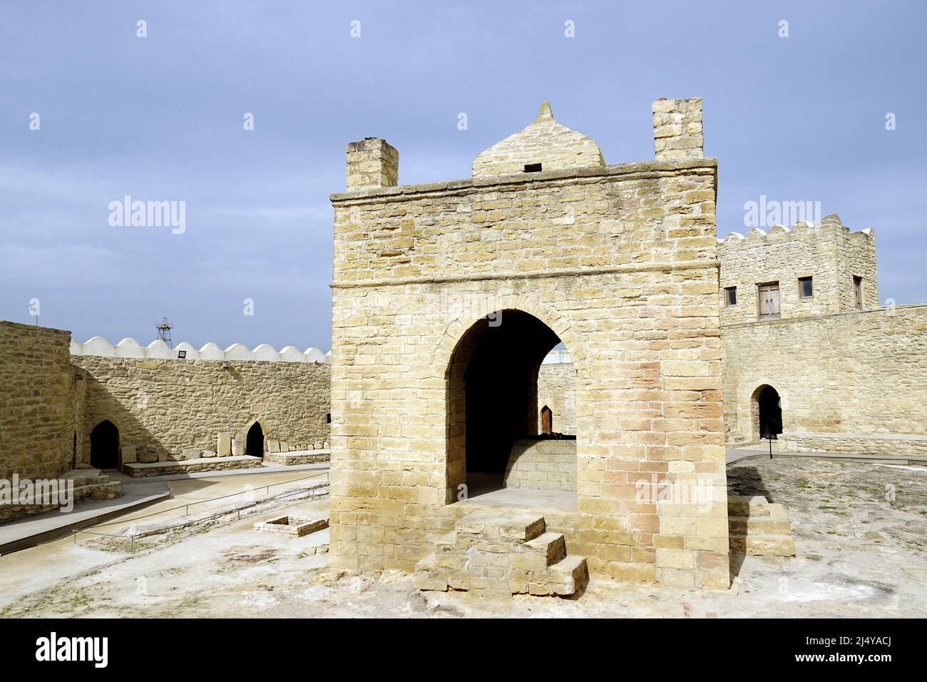 Atashgah Zoroastrian Fire Temple, Baku, Bakı, Absheron Peninsula ...