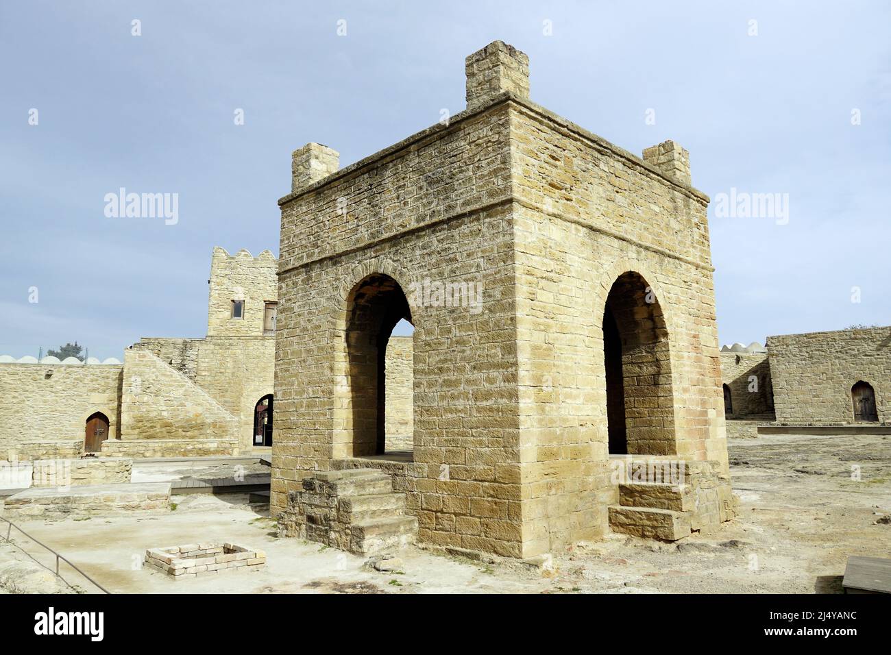 Atashgah Zoroastrian Fire Temple, Baku, Bakı, Absheron Peninsula ...