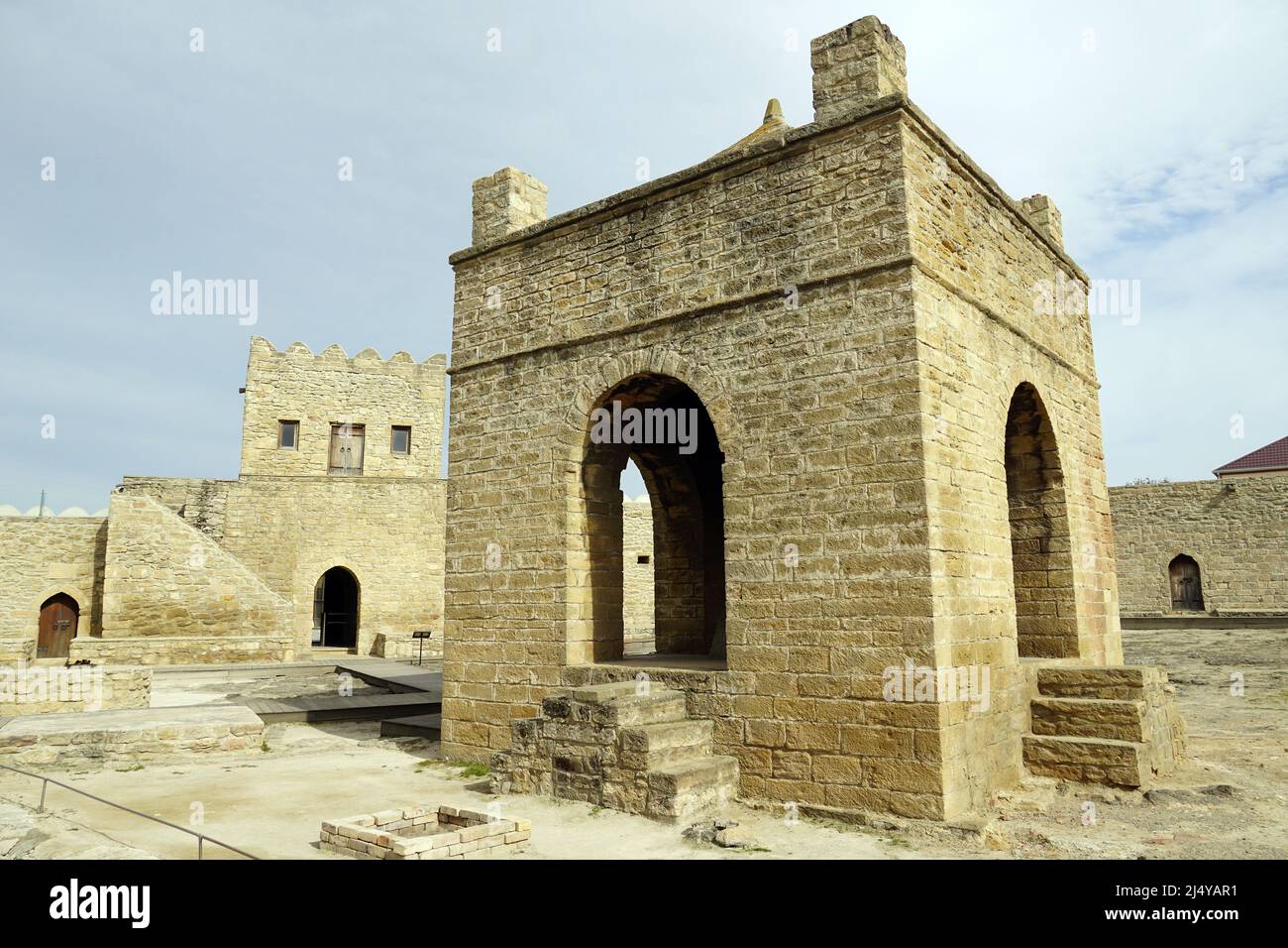 Atashgah Zoroastrian Fire Temple, Baku, Bakı, Absheron Peninsula ...