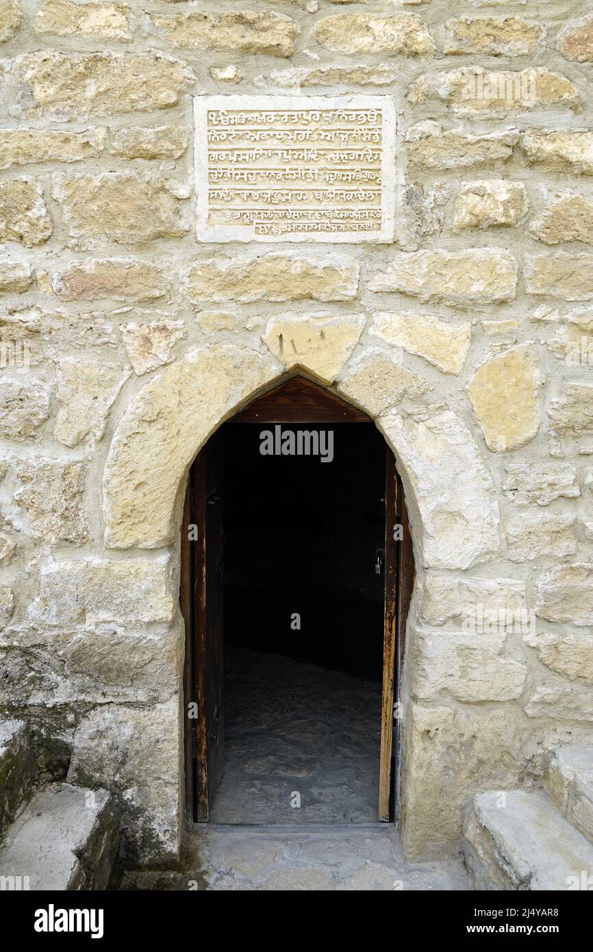 Atashgah Zoroastrian Fire Temple, Baku, Bakı, Absheron Peninsula ...