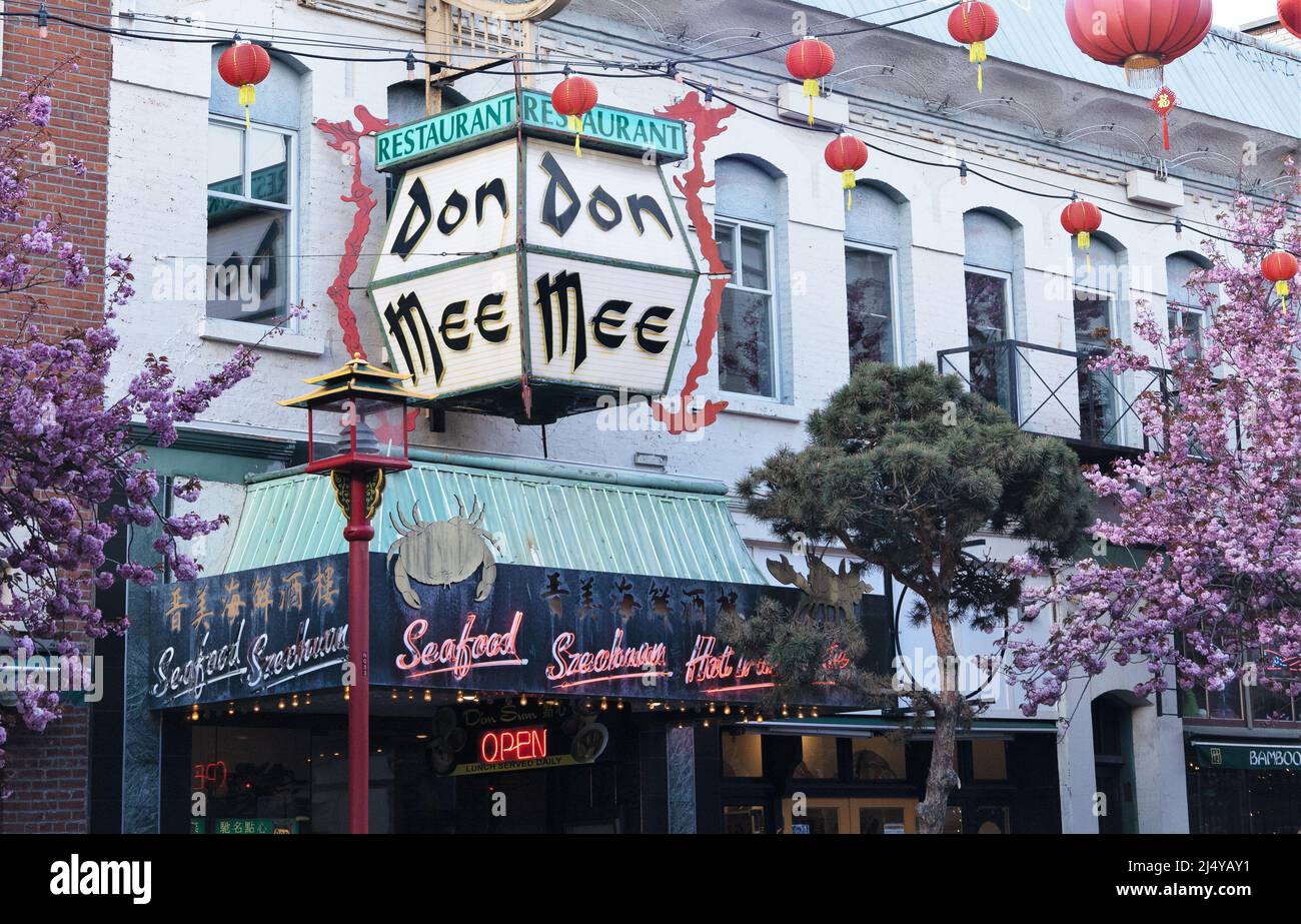 Don Mee restaurant in Chinatown in Victoria, BC, Canada Stock Photo - Alamy