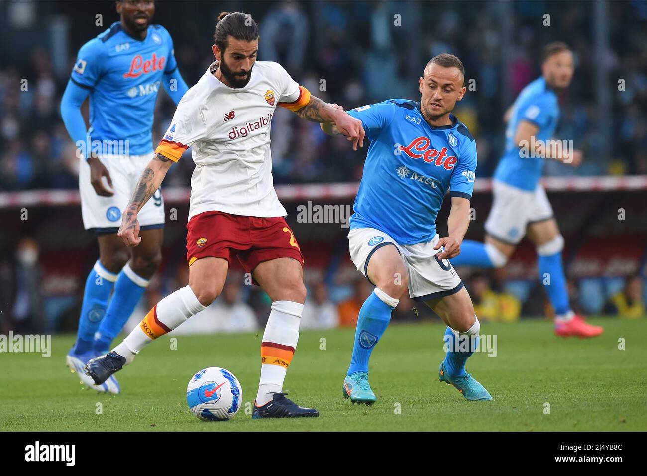 Mario Rui (SSC Napoli) and Rick Karsdorp ( AS. Roma) They compete for ...